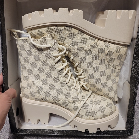 MDT | Shoes | Mdt Combat Boots Off White | Poshmark